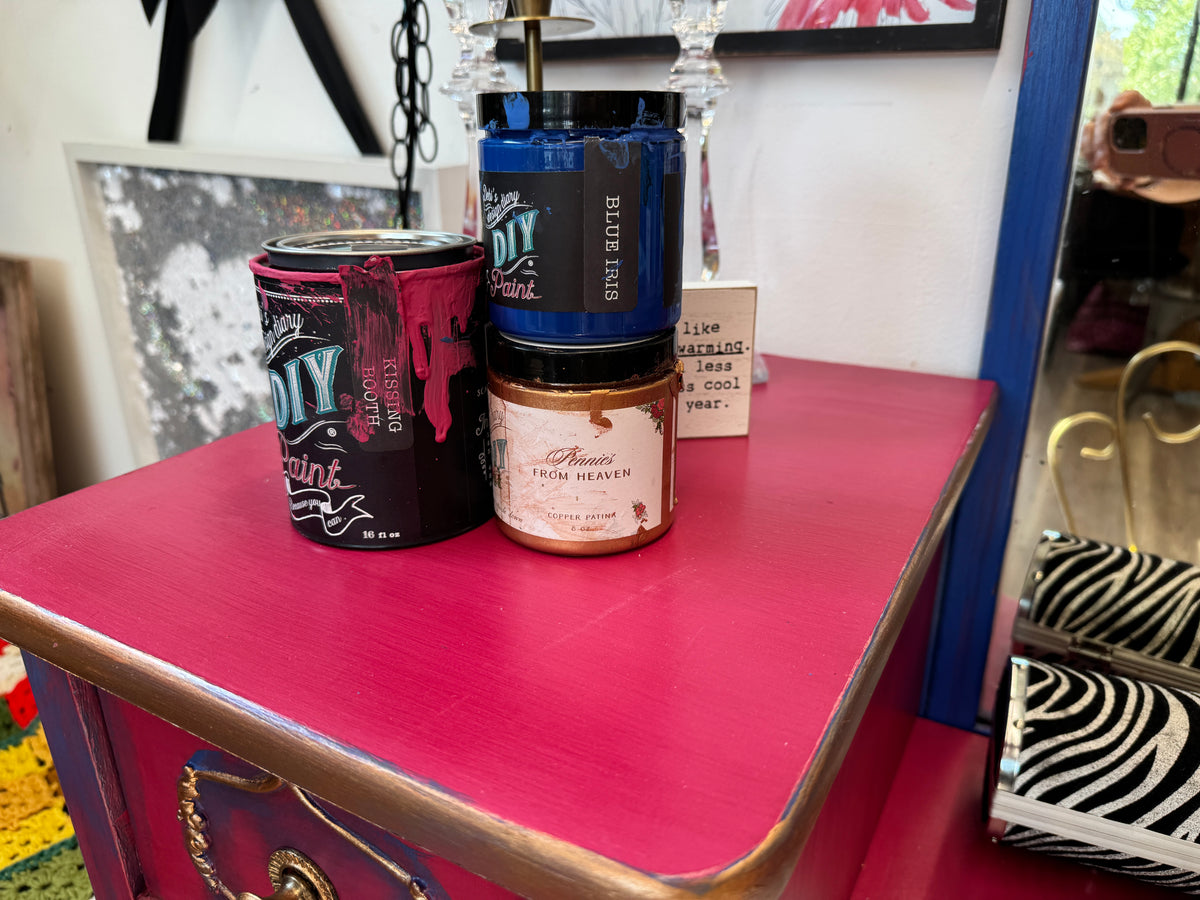 Natasha the vintage vivacious vanity – Rustic Rehabs