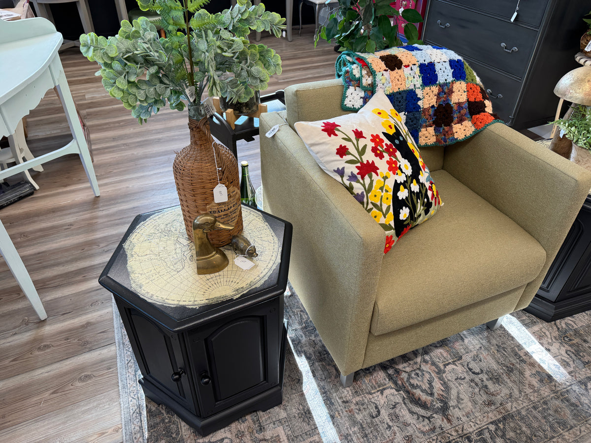 Lewis the Map End Table – Rustic Rehabs